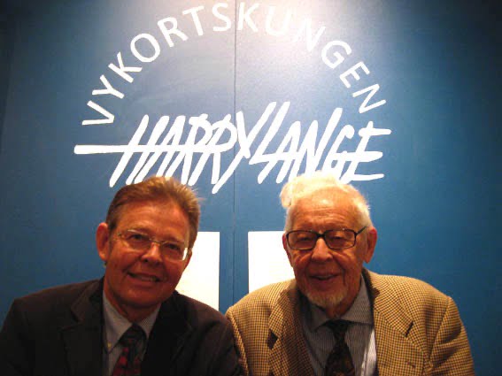 ”Vykortkungen”, illustratören och konstnären Harry Lange har avlidit ...